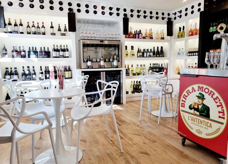 Indulgence Coffee Shop – DISCOVER EAST STAFFORDSHIRE