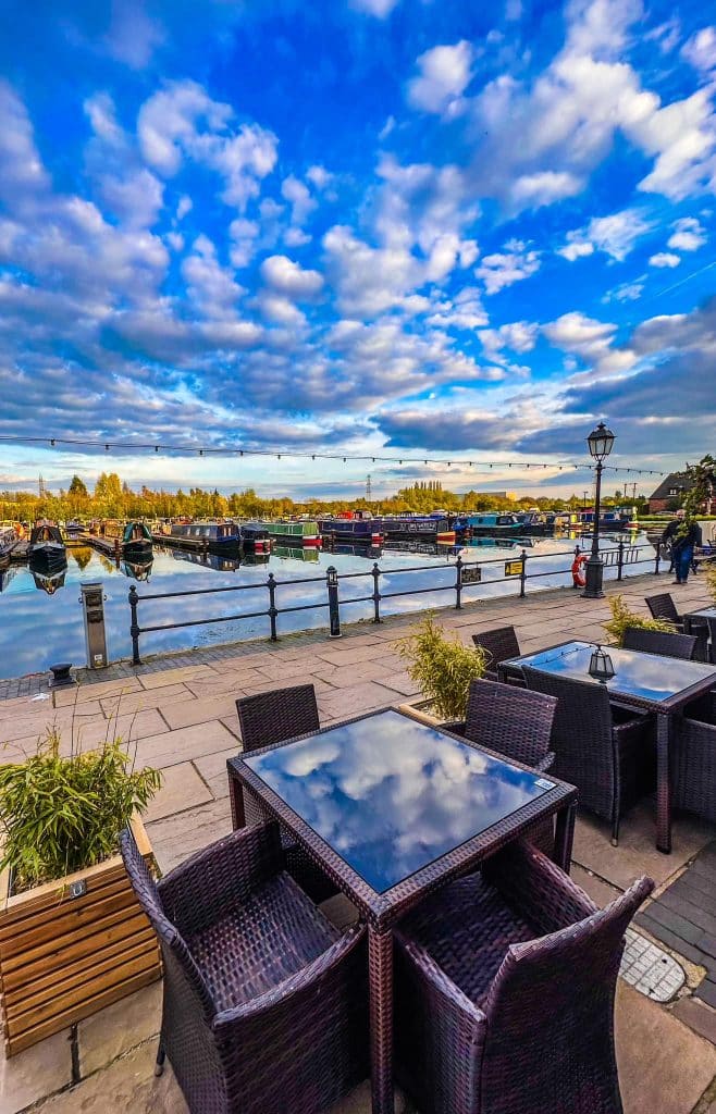Barton Marina Shopping Village – DISCOVER EAST STAFFORDSHIRE