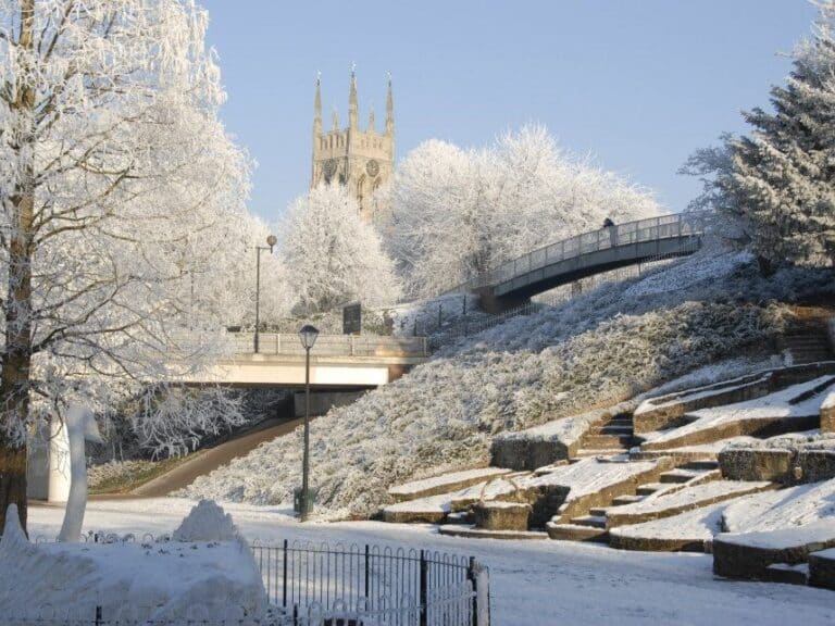 Data: VisitBritain – Research, Insights & Data for Businesses ...