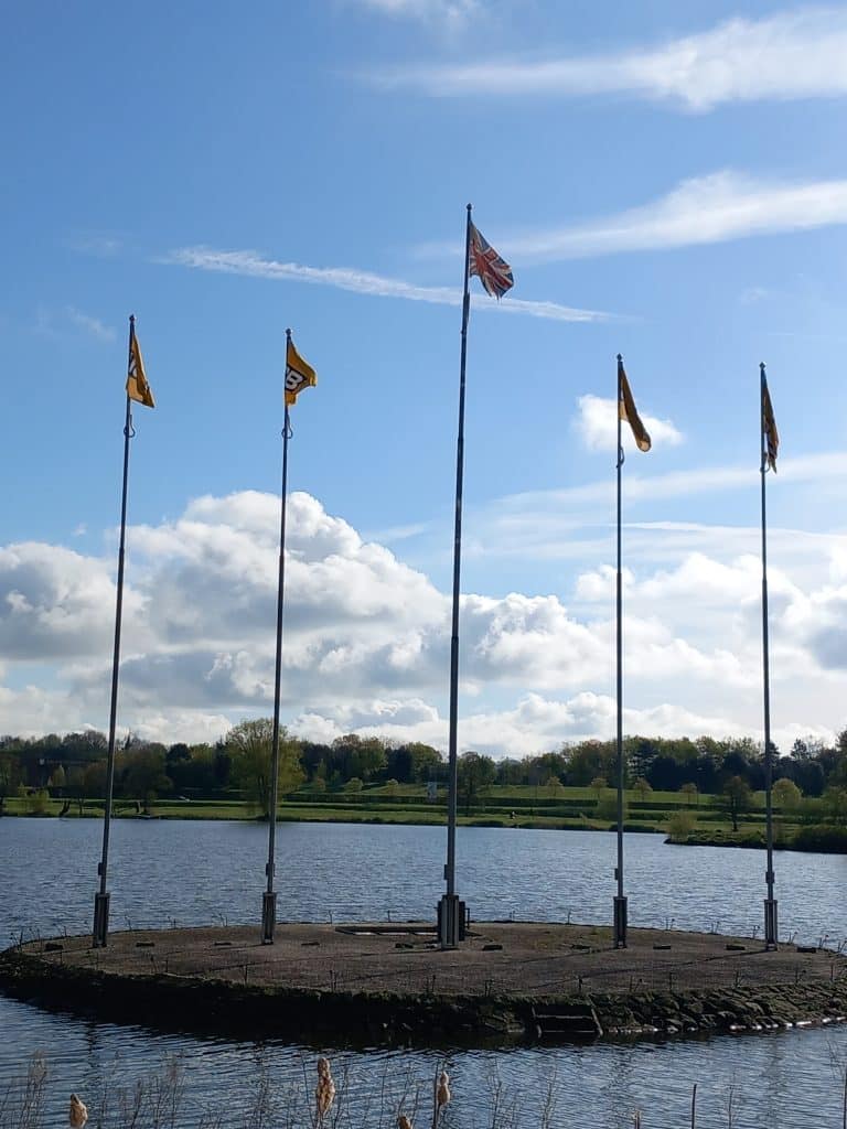 JCB Lakeside Walk – DISCOVER EAST STAFFORDSHIRE